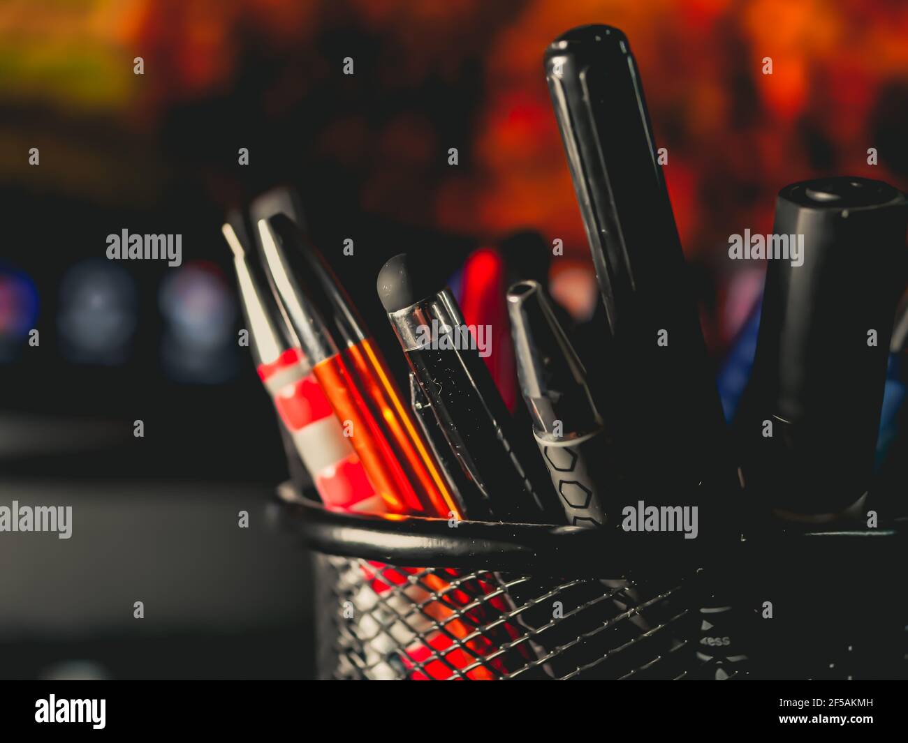 stationary pen pencil Stock Photo - Alamy