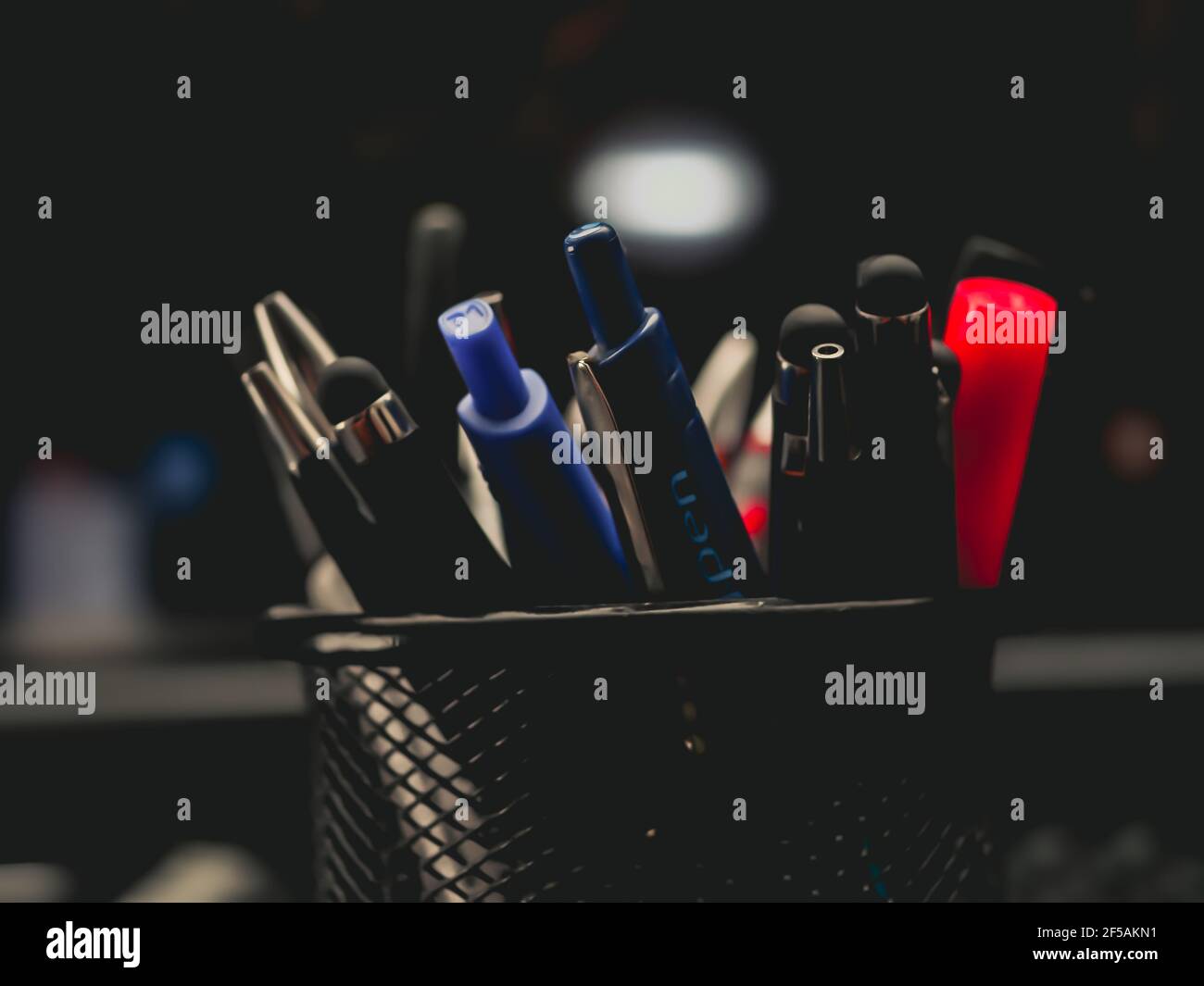 stationary pen pencil Stock Photo - Alamy