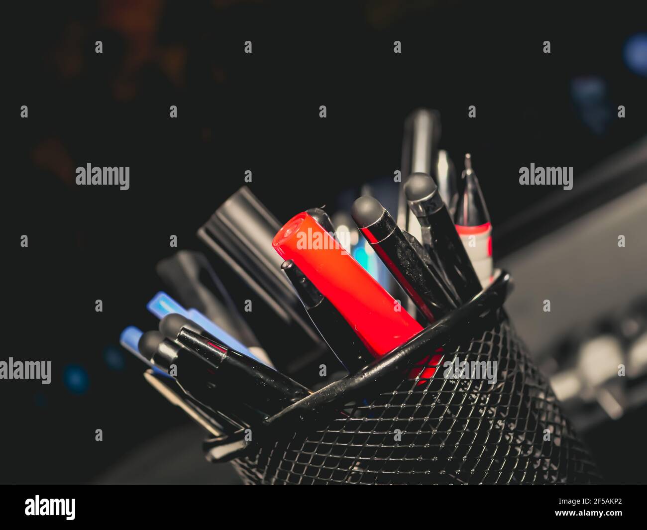 stationary pen pencil Stock Photo - Alamy