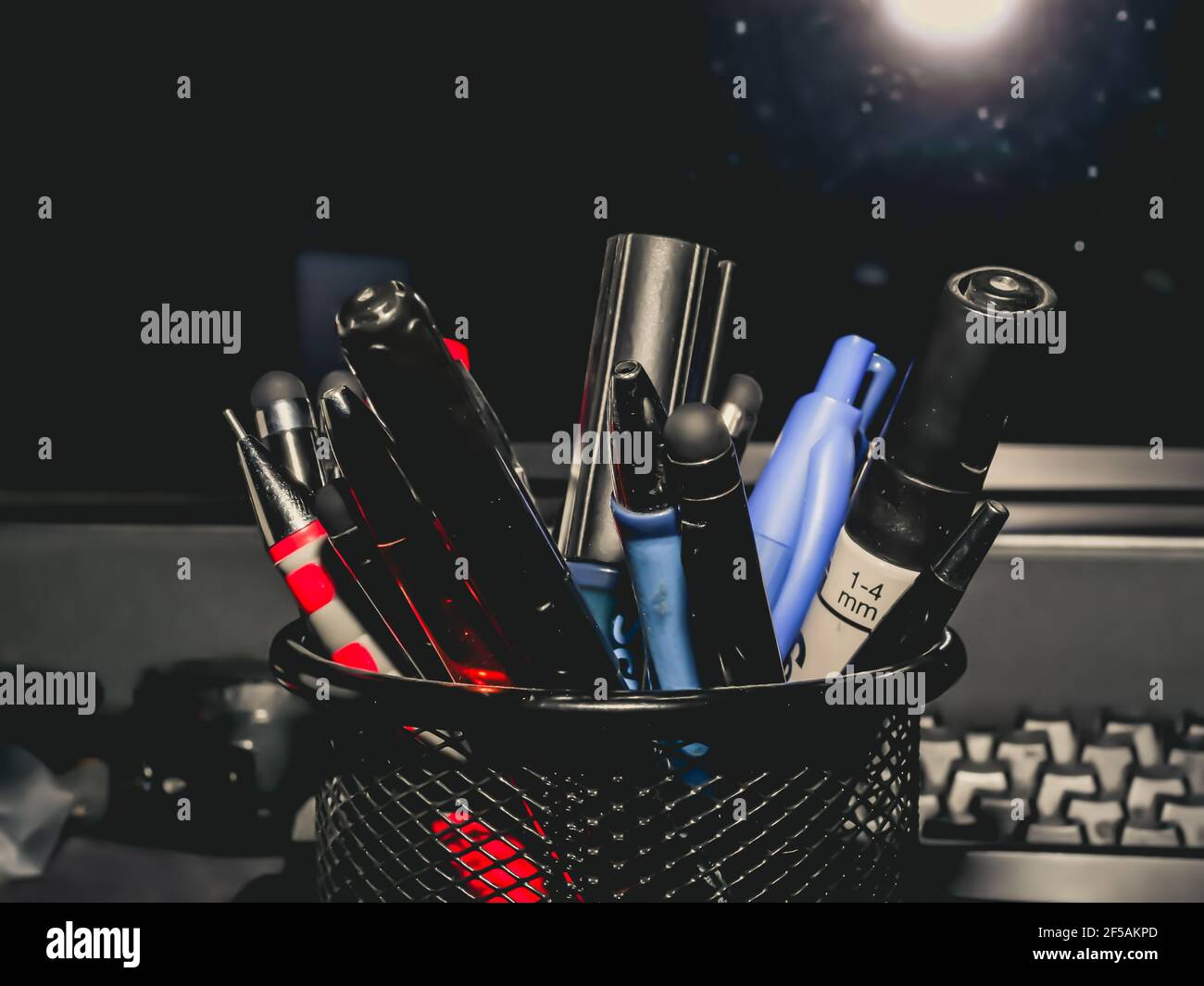 stationary pen pencil Stock Photo - Alamy