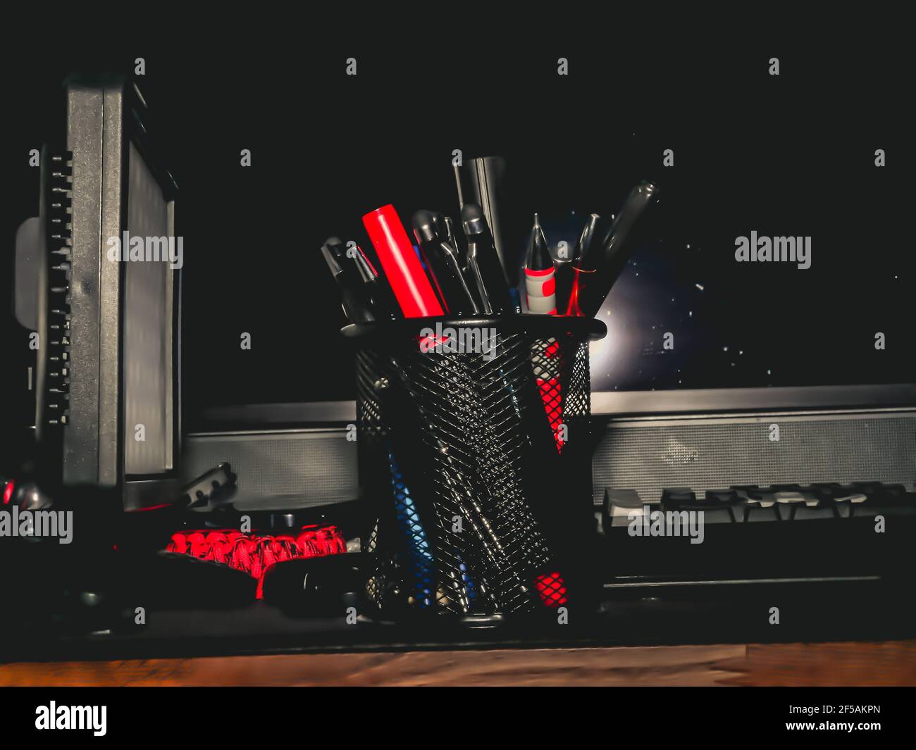 stationary pen pencil Stock Photo - Alamy