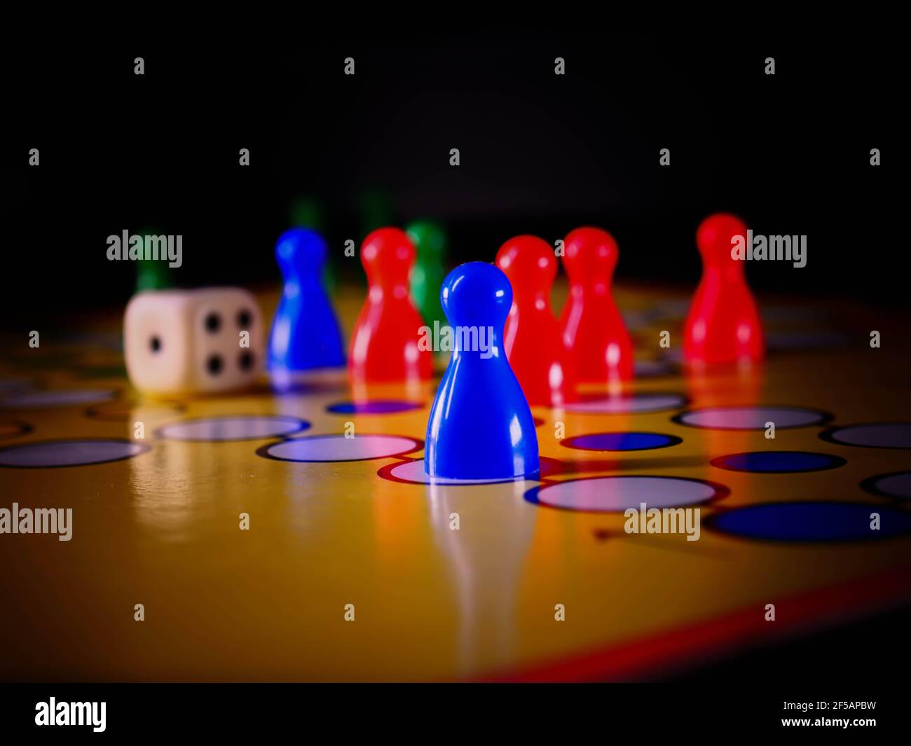 game board ludo play child toy competition yelow family winner red ...