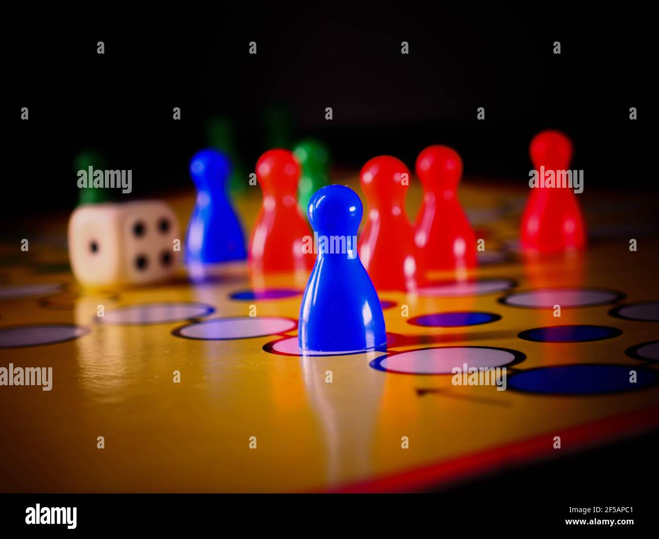 game board ludo play child toy competition yelow family winner red ...