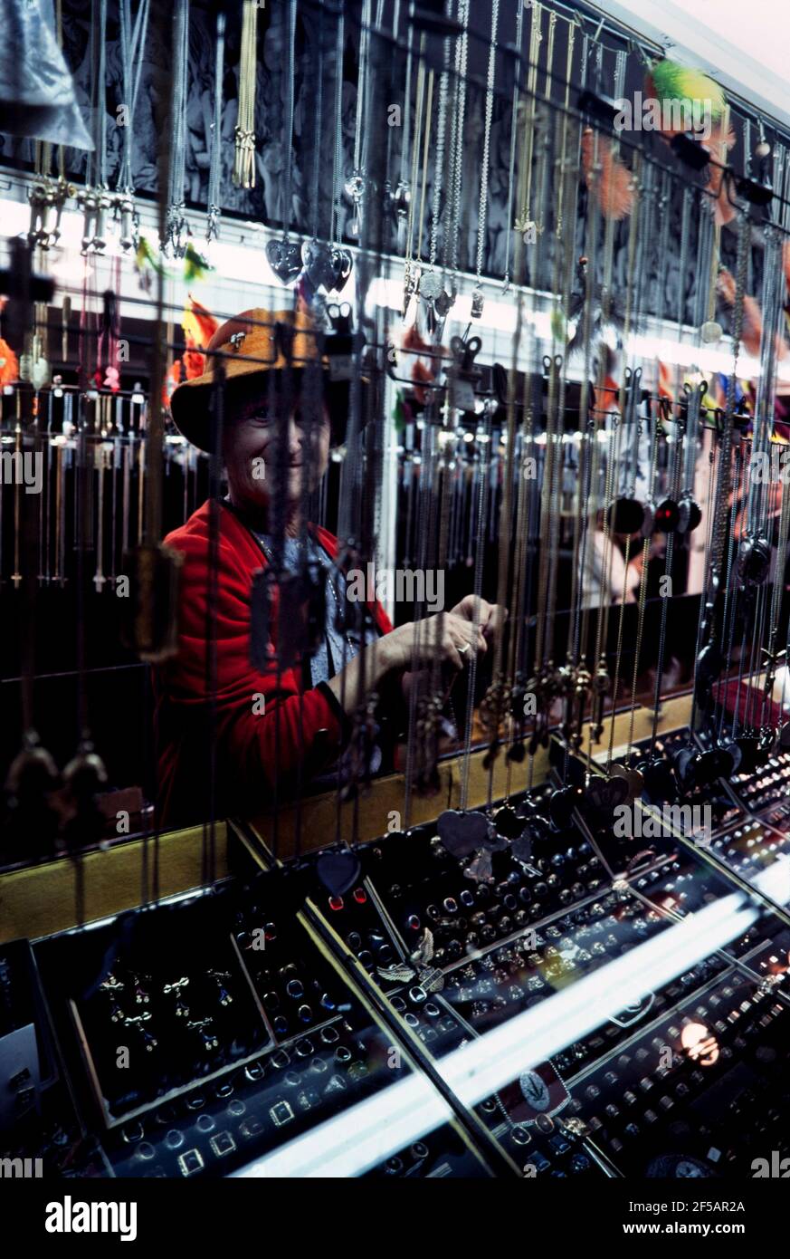 Big toot and tiny toot clown hi-res stock photography and images - Alamy