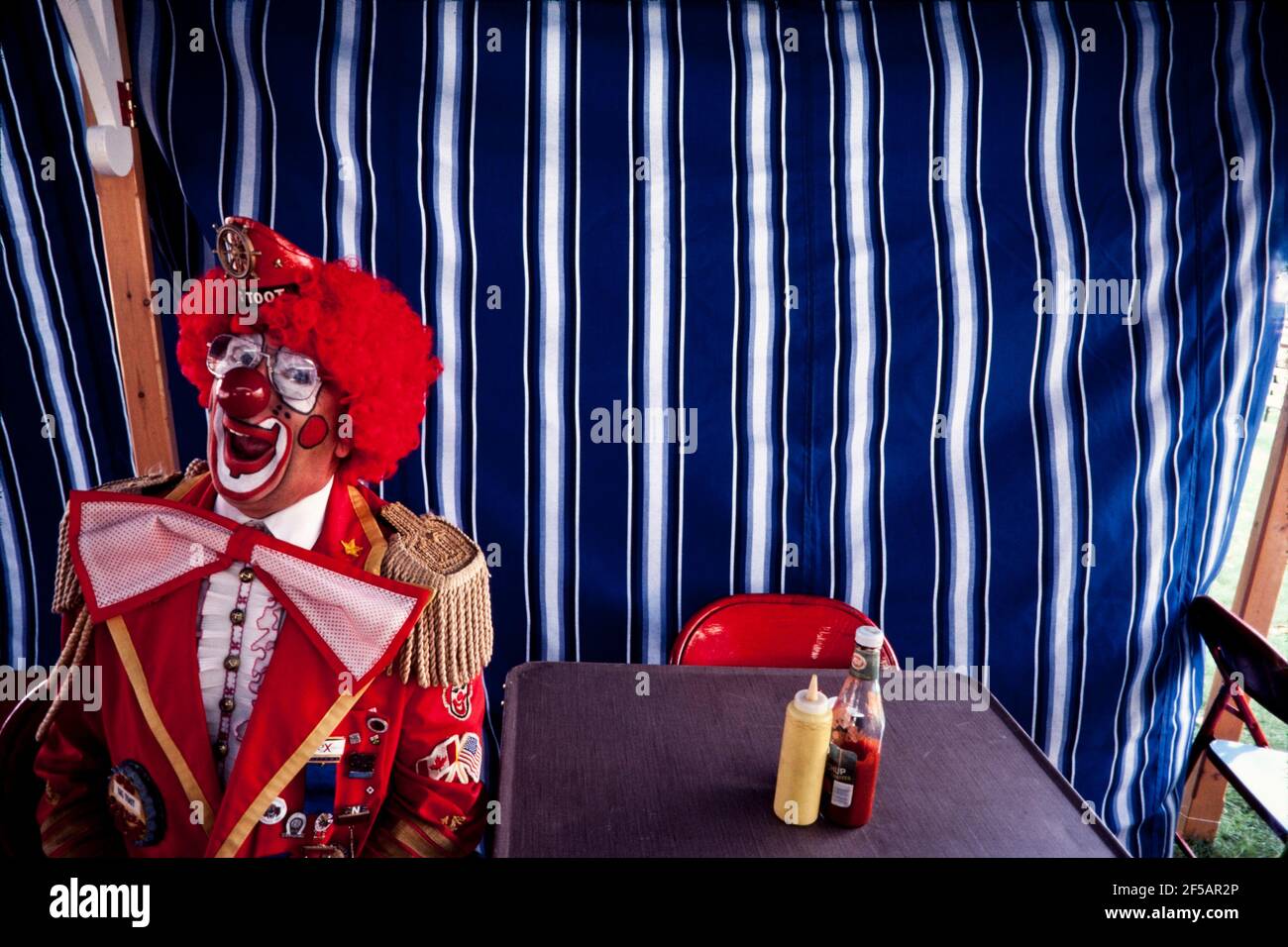 Tramp clown hi-res stock photography and images - Alamy