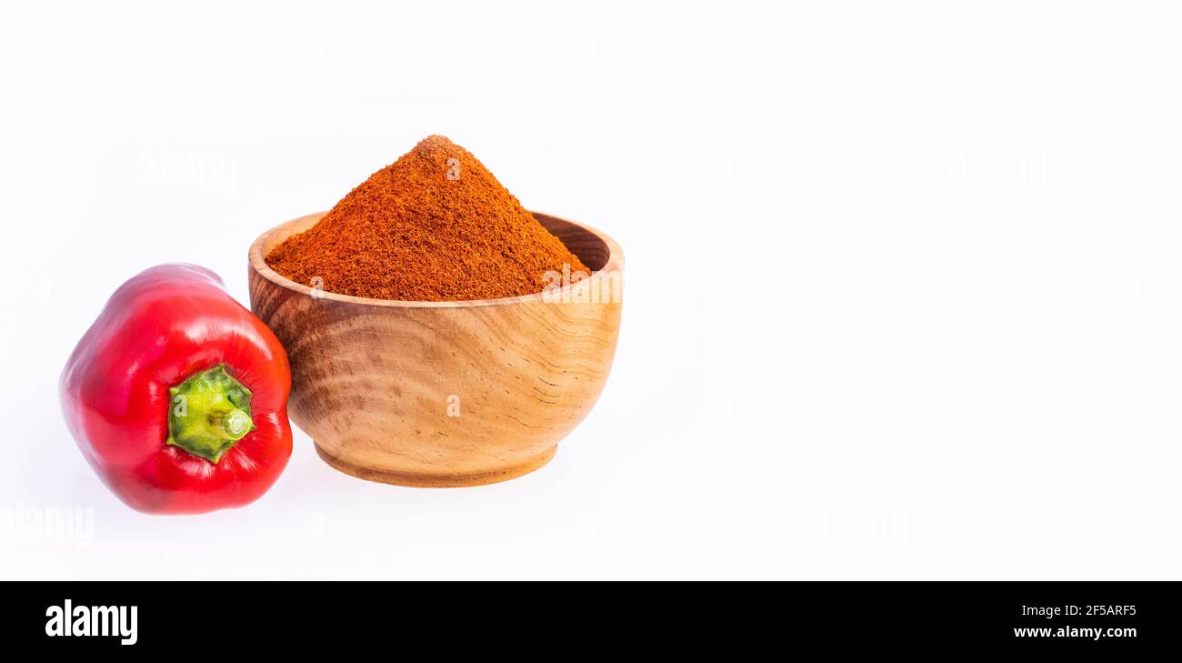 Organic red paprika powder - Capsicum annuum Stock Photo - Alamy