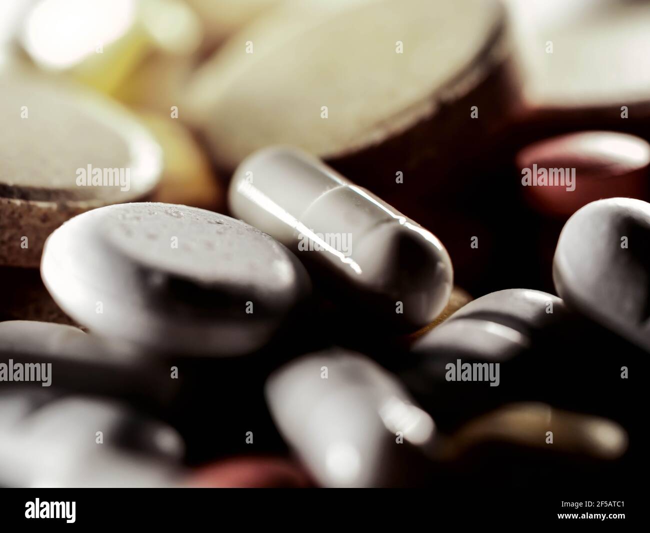 pharmaceuticals antibiotics pills medicine colorful antibacterials ...