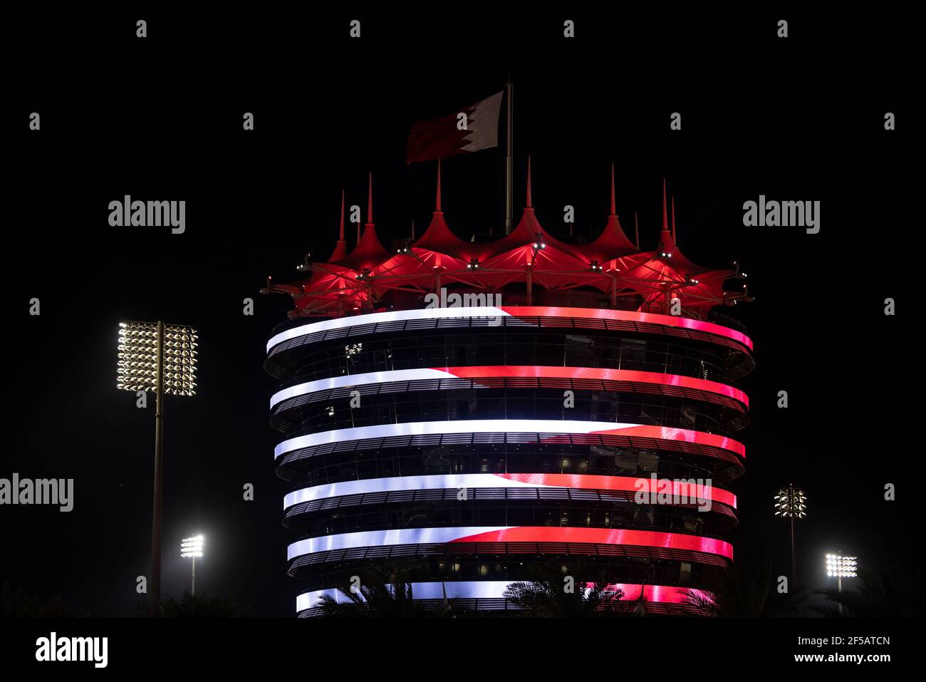 Bahrain formula 1 building hi-res stock photography and images - Alamy