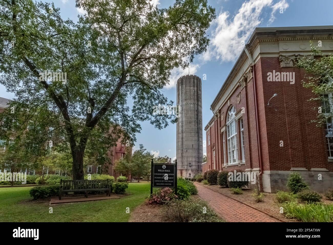 Montevallo, Alabama/USA-August 4, 2020: Willis Hall, a residence hall ...