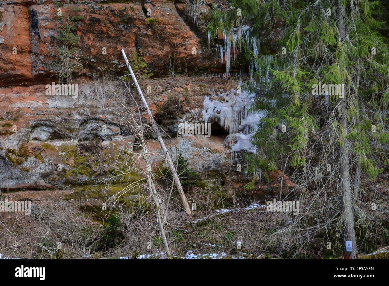 Clay rock hi-res stock photography and images - Alamy