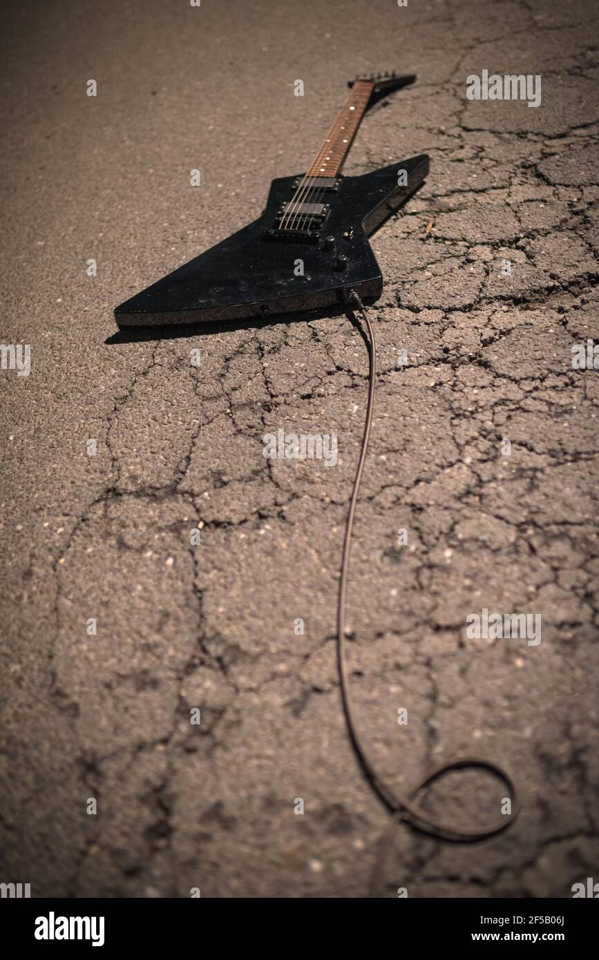 Esp guitar hi-res stock photography and images - Alamy