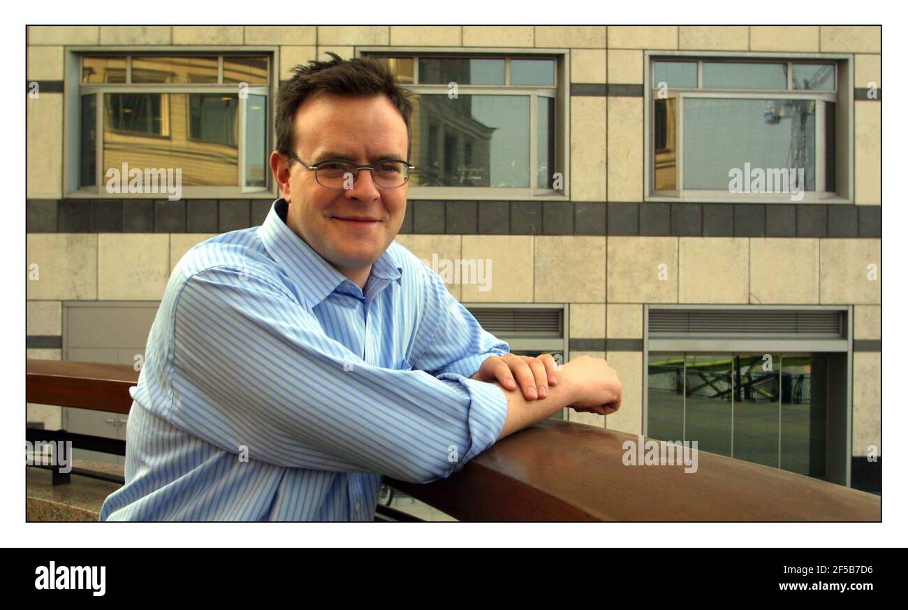 Guy russell hi-res stock photography and images - Alamy