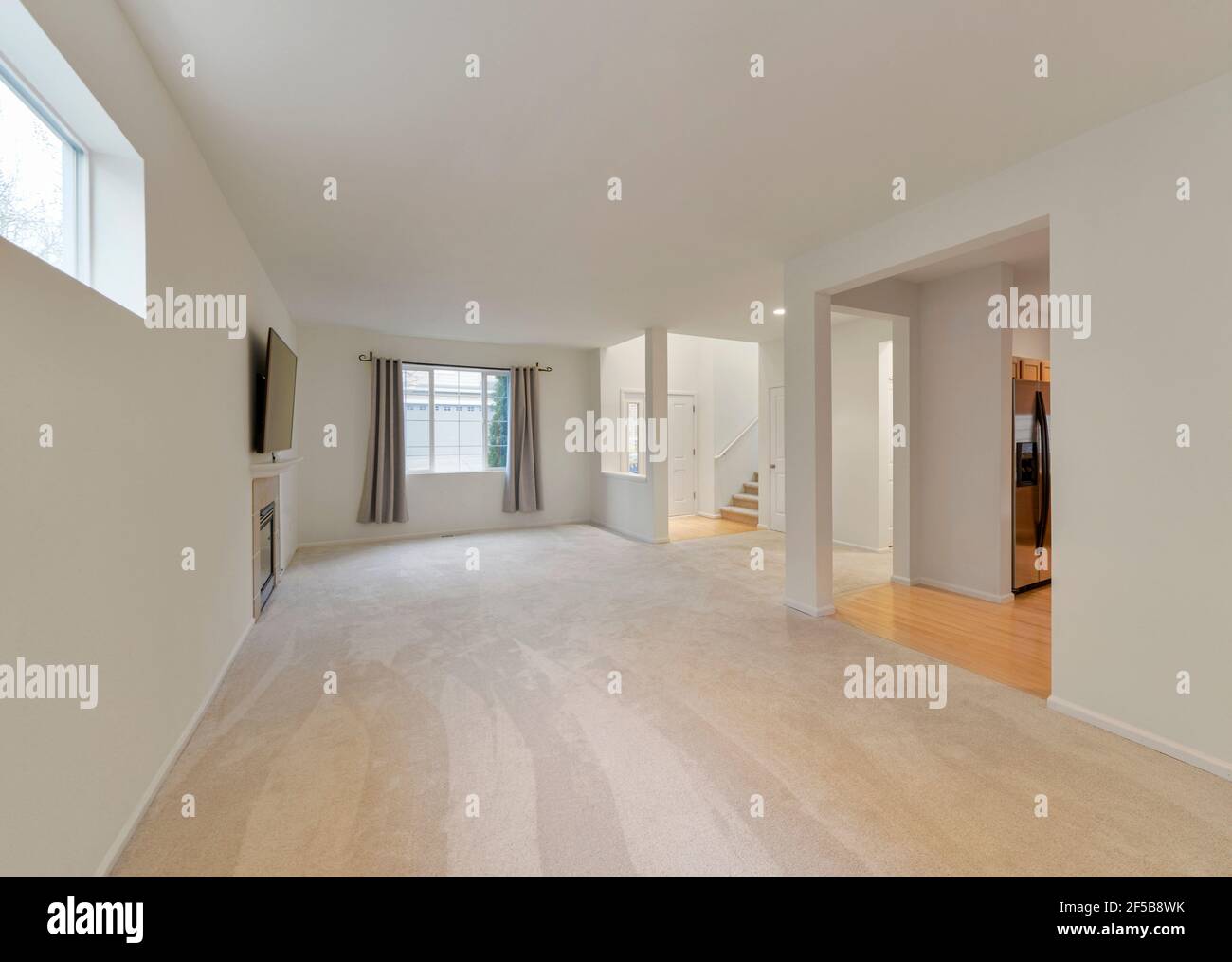 Empty interior room hi-res stock photography and images - Alamy