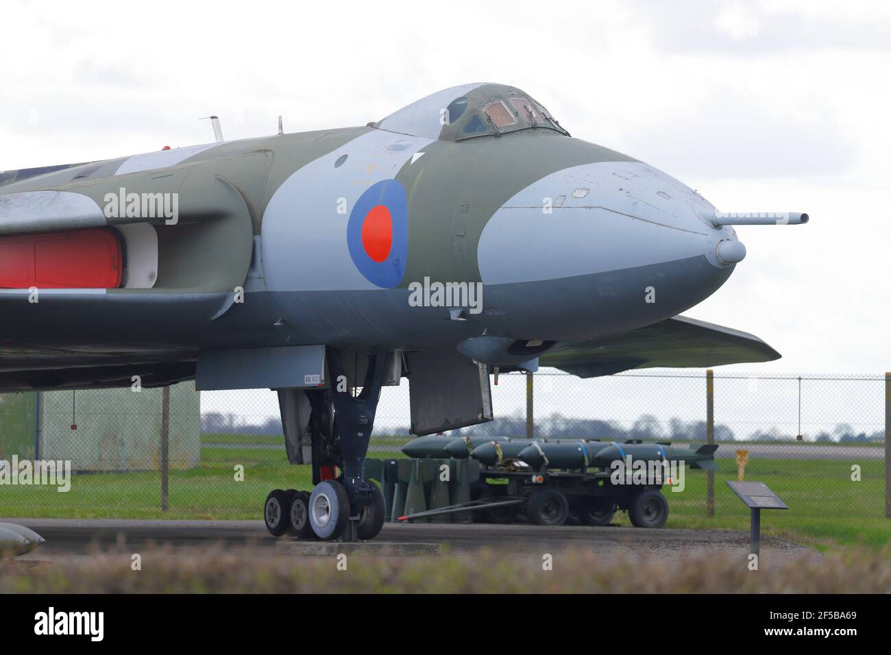Avro Vulcan XM607 gate guard at RAF Waddington in Lincolnshire,UK Stock ...