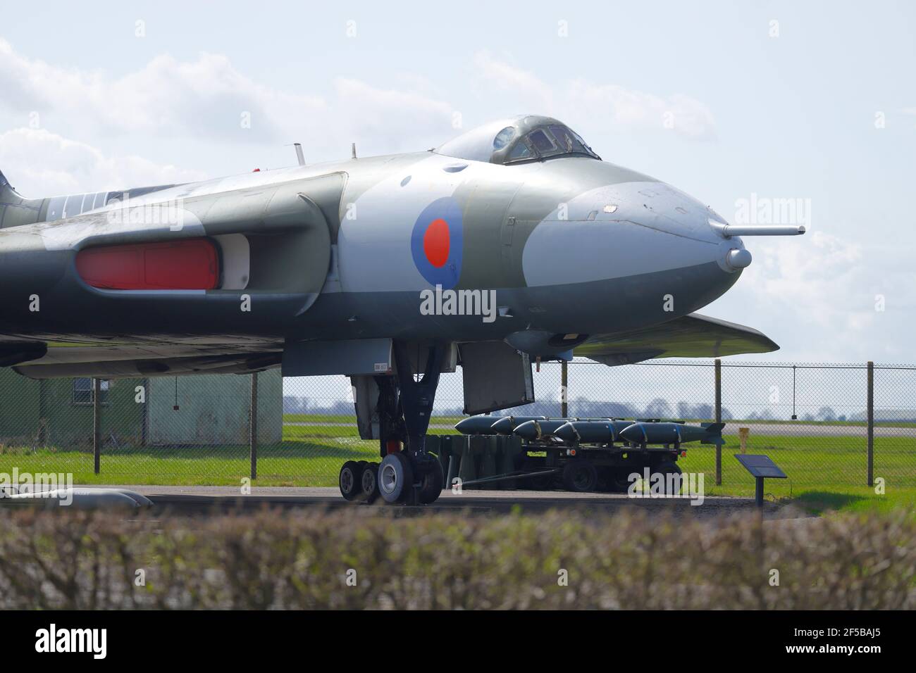 Avro Vulcan XM607 gate guard at RAF Waddington in Lincolnshire,UK Stock ...