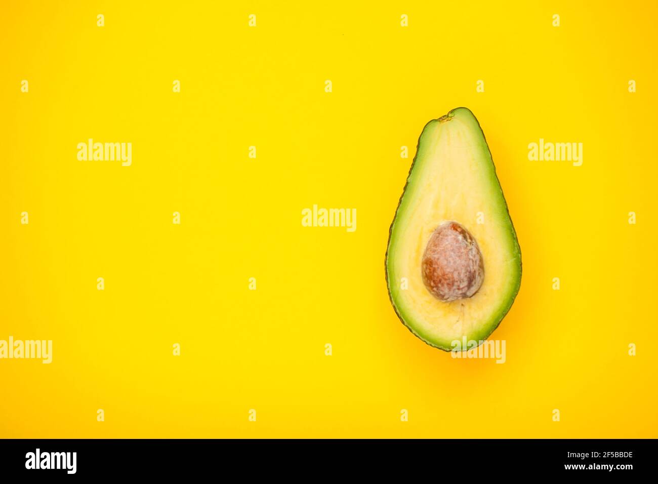 Avocado green and yellow hi-res stock photography and images - Alamy