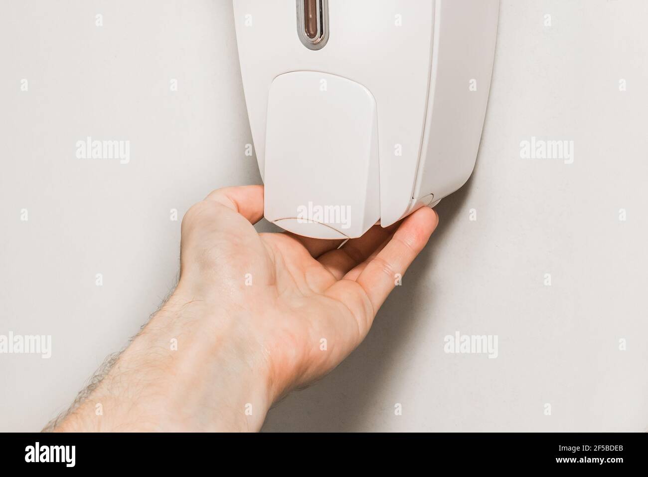 Applying dispenser hi-res stock photography and images - Alamy