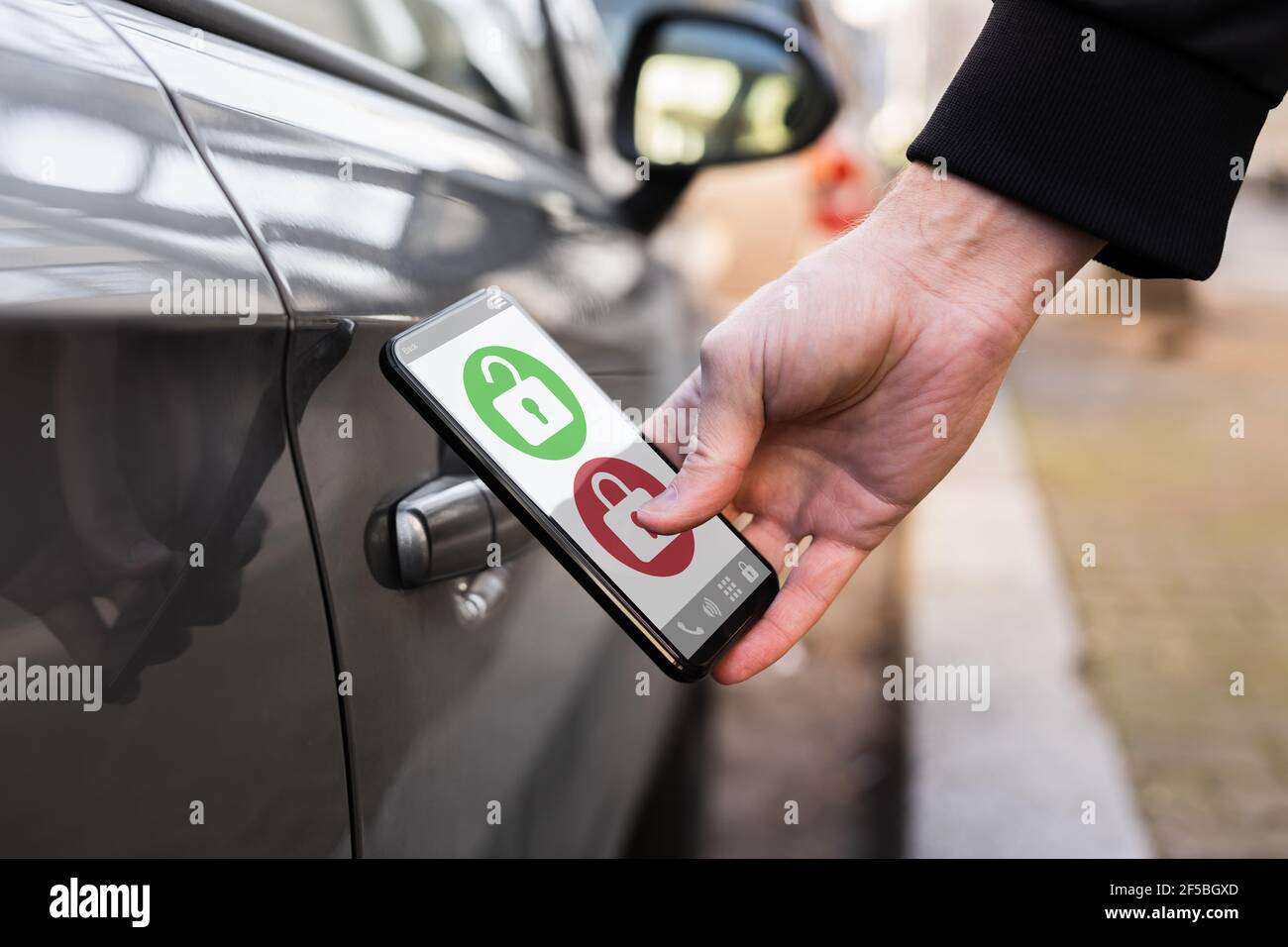 Hand smartphone security key hi-res stock photography and images - Alamy