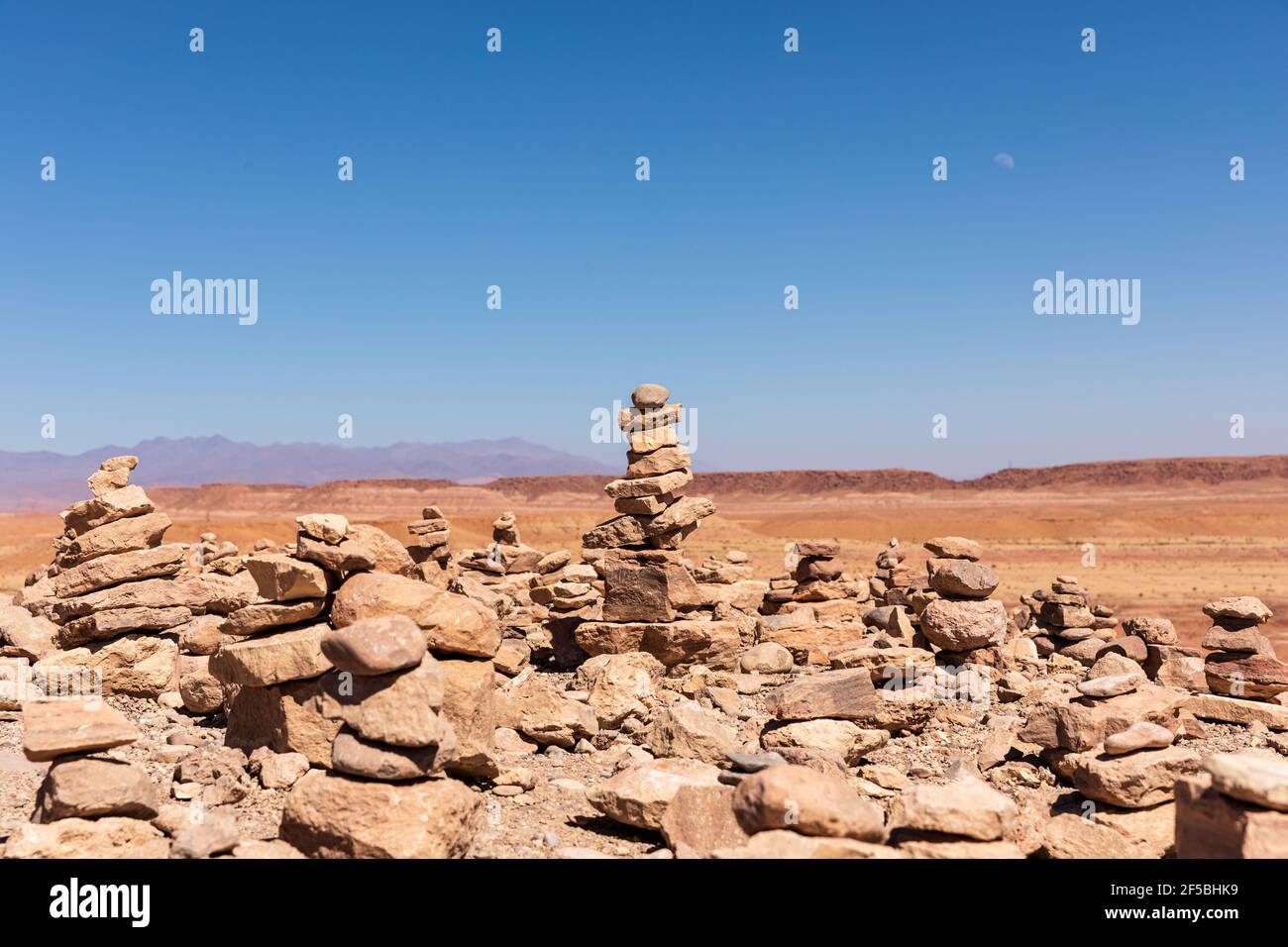 Lots of rock hi-res stock photography and images - Alamy