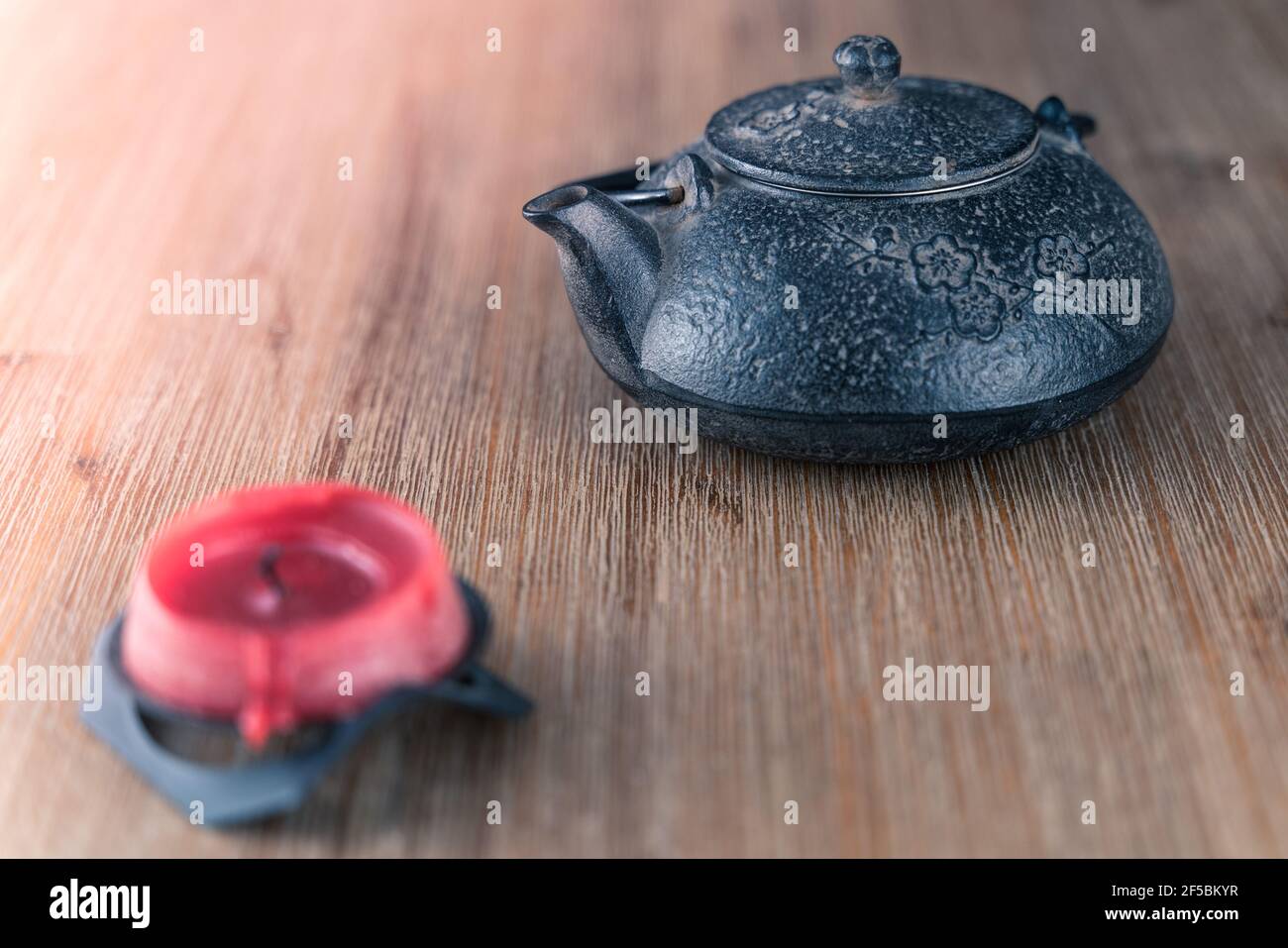 Japanese style hot pot hi-res stock photography and images - Alamy