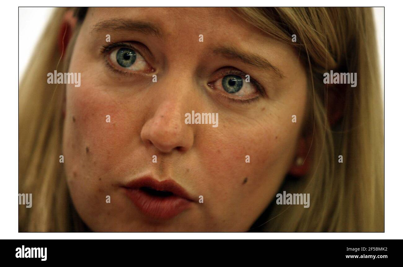 Samantha Roberts at press conf after meeting with Geoff Hoonpic David ...