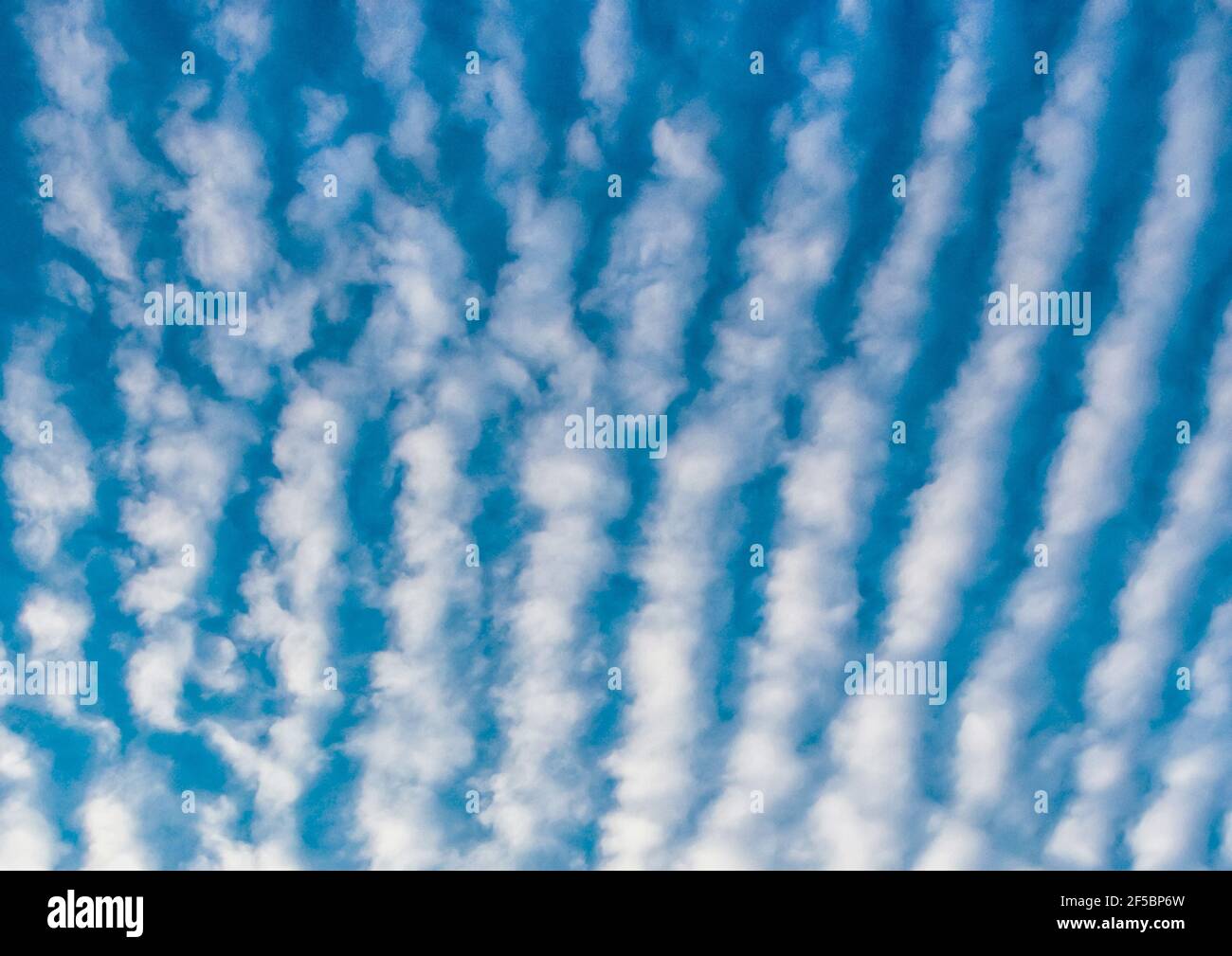 Background blue striped pattern hi-res stock photography and images - Alamy