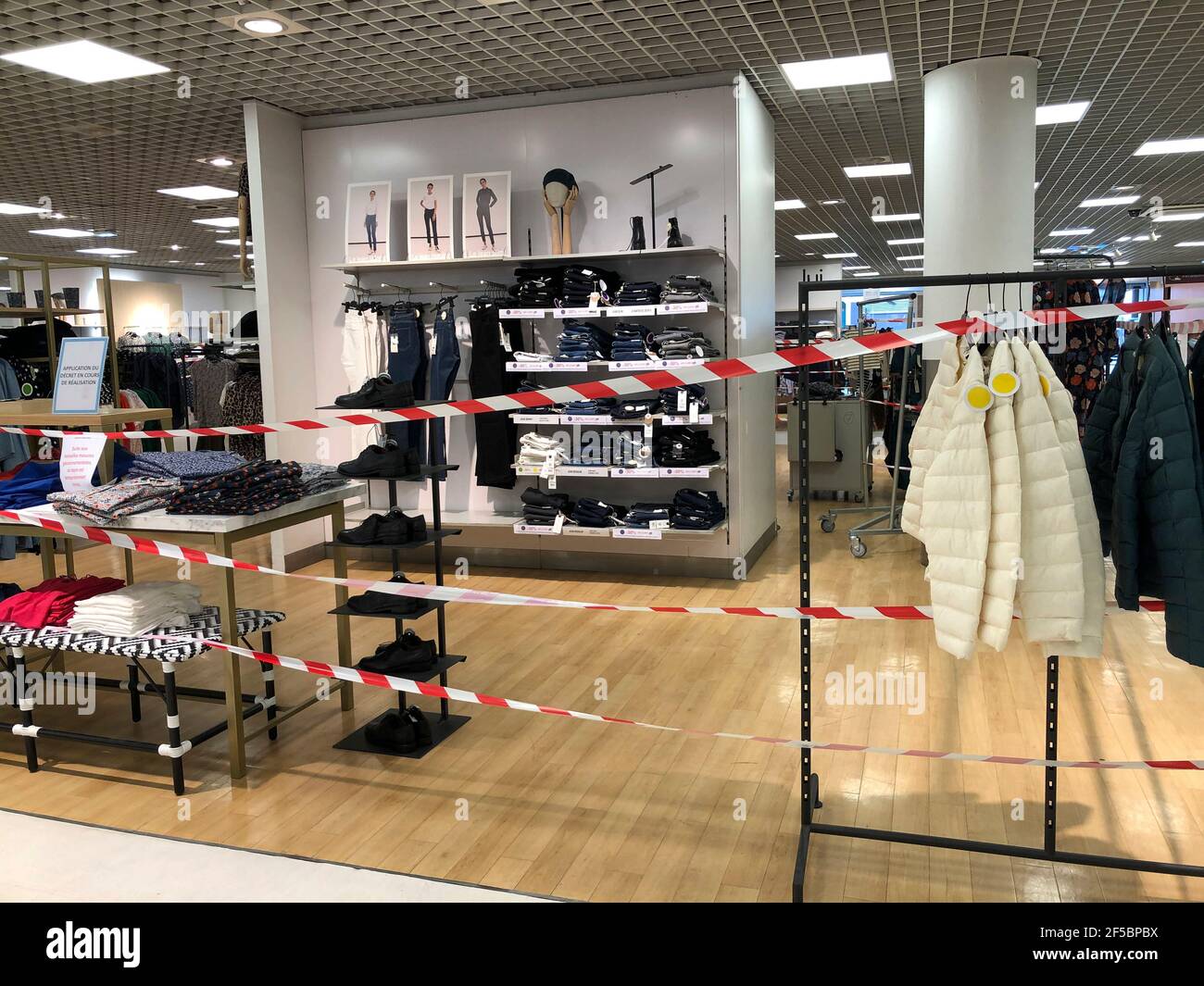 Monoprix clothing hi-res stock photography and images - Alamy