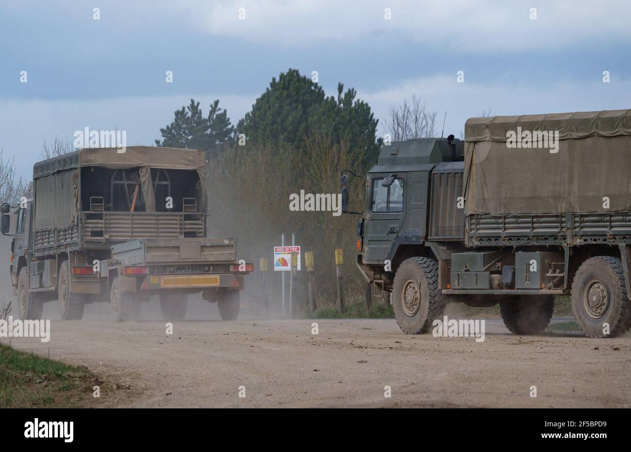 British army M.A.N. 4x4 SV logistics lorry vehicle truck on exercise ...