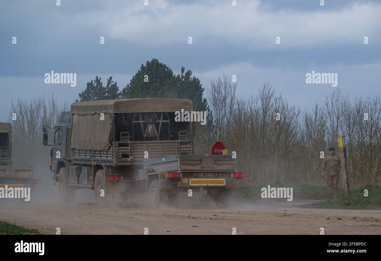British army M.A.N. 4x4 SV logistics lorry vehicle truck on exercise ...