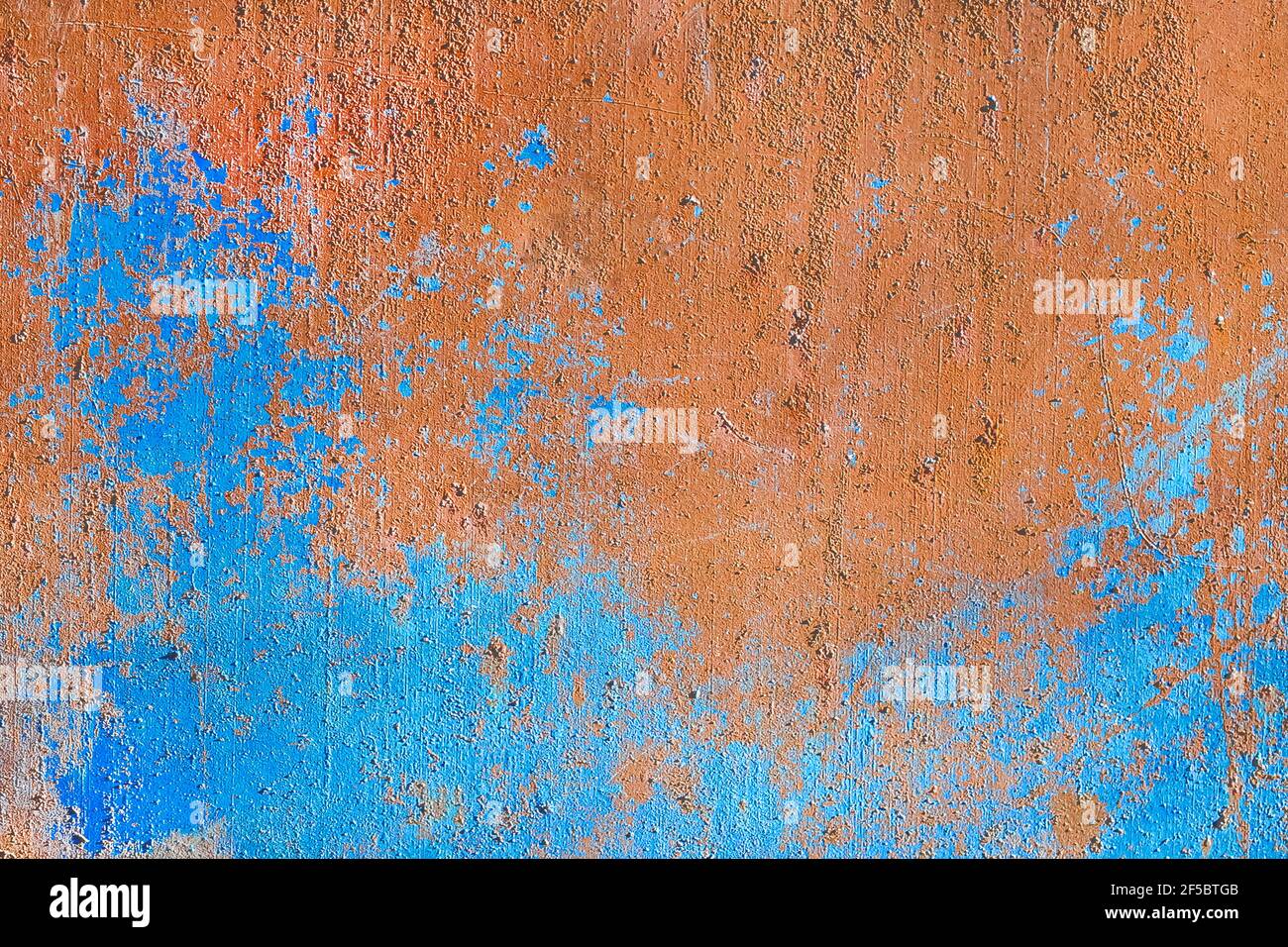 Metal texture blue paint rust hi-res stock photography and images - Alamy