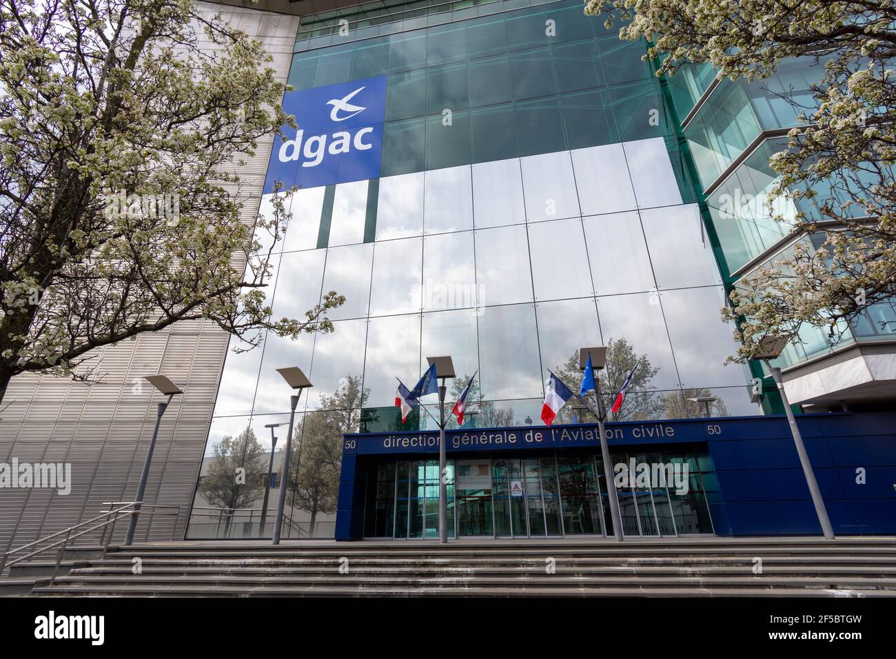 French official logo High Resolution Stock Photography and Images - Alamy