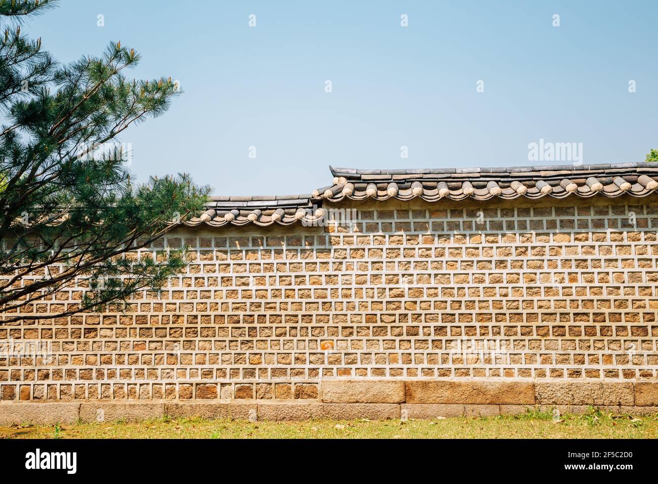 Korean traditional stone wall at Jongmyo Shrine in Seoul, Korea Stock ...