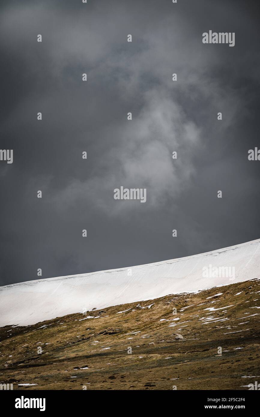 Snowy ridgeline details as seen from the Kosciuszko Walk at Kosciuszko ...