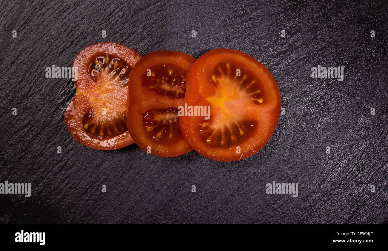 Tomato sliced hi-res stock photography and images - Alamy