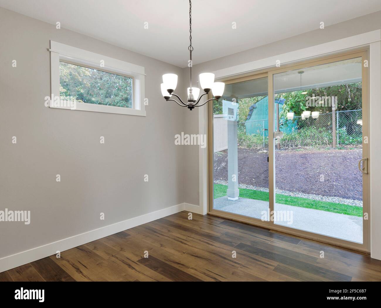 Empty residential dining room interior Stock Photo - Alamy