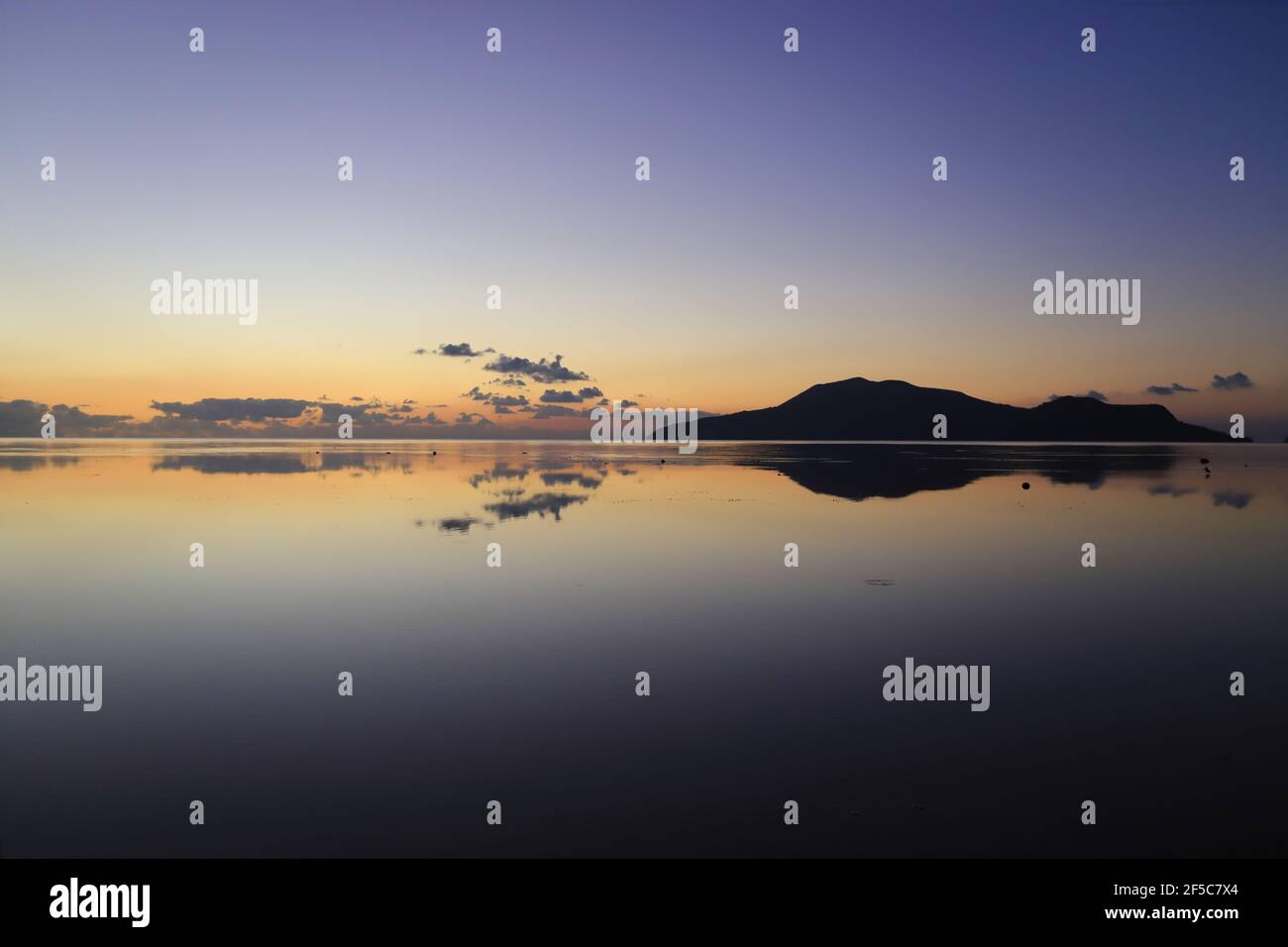 Nguna Island High Resolution Stock Photography and Images - Alamy