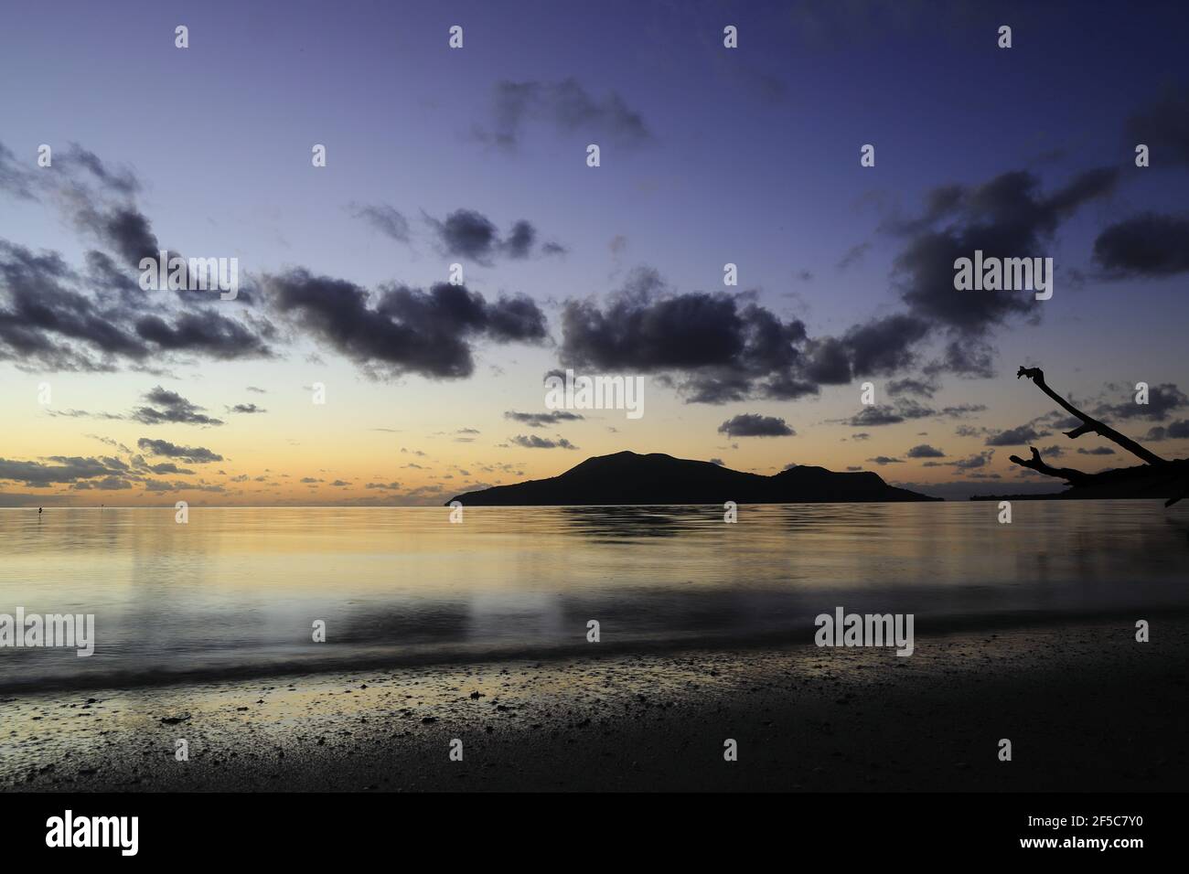 Nguna Island High Resolution Stock Photography and Images - Alamy