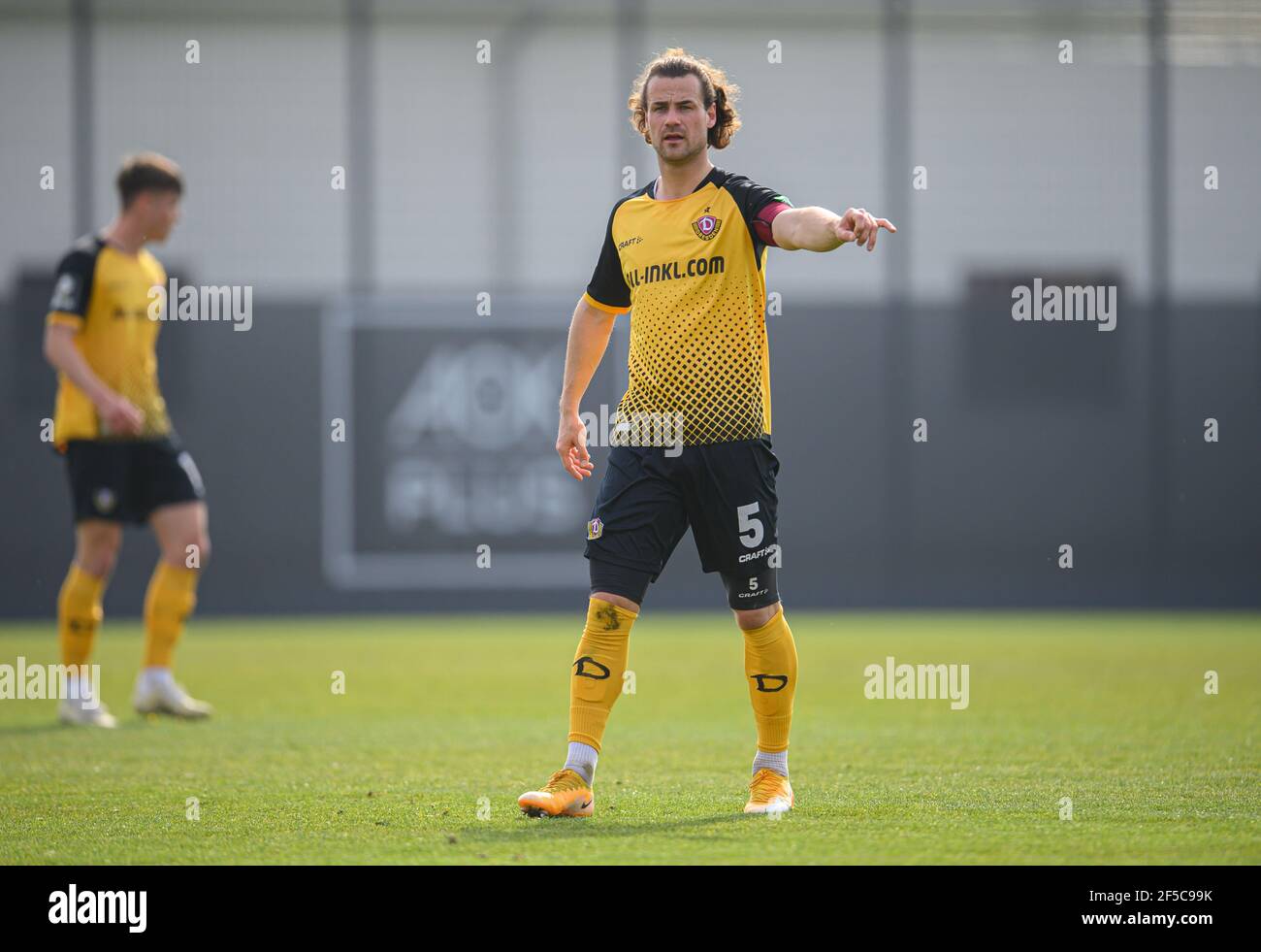 Dresden, Germany. 25th Mar, 2021. Football: Test match SG Dynamo - FC ...