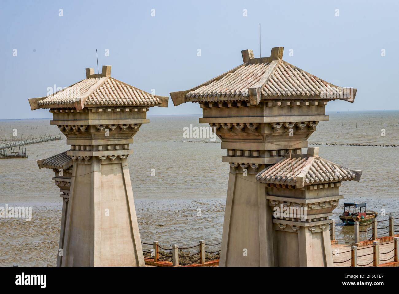 Ming architectural style hi-res stock photography and images - Alamy