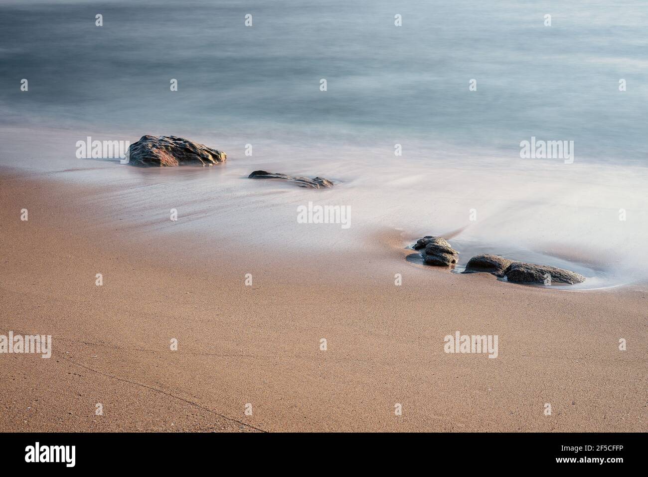 Minimalistic landscape hi-res stock photography and images - Alamy