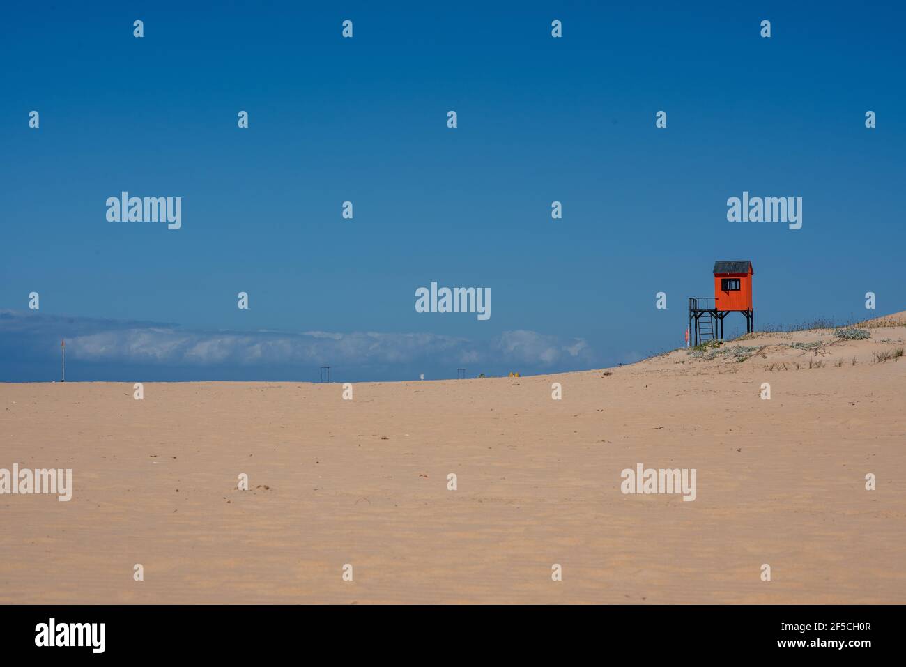 Empty hut hi-res stock photography and images - Alamy