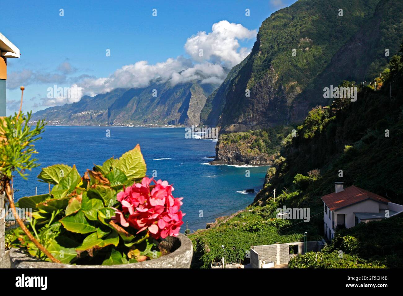 geography / travel, Portugal, Madeira Isle, Seixal, rocky coast ...