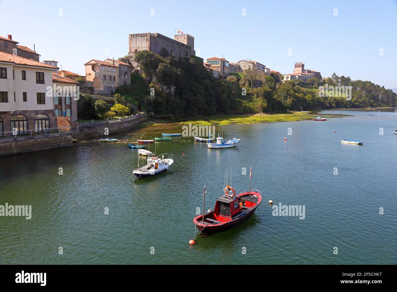 Rey castle hi-res stock photography and images - Alamy