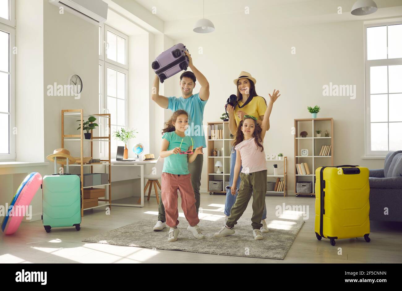 Family fun pack hi-res stock photography and images - Alamy