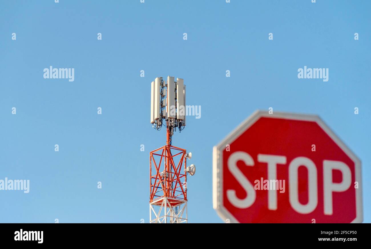 Danger alertness warning sign hi-res stock photography and images - Alamy