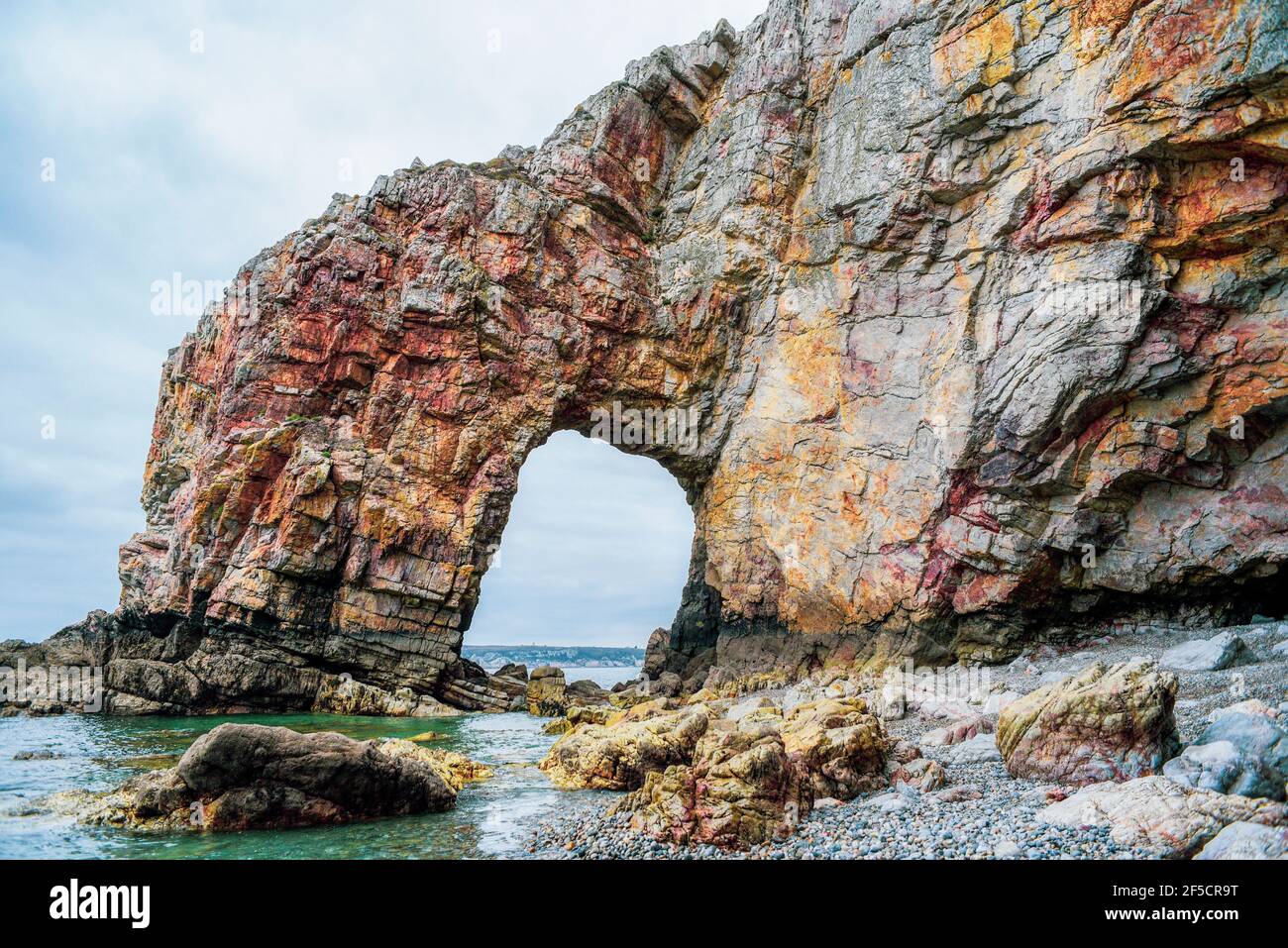 Colorful stratified rocks hi-res stock photography and images - Alamy