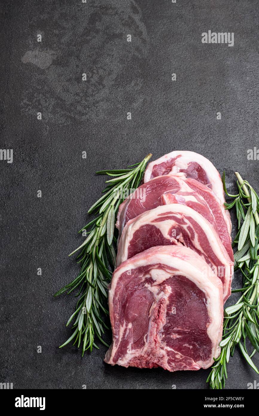 Raw shoulder lamb chops hi-res stock photography and images - Alamy