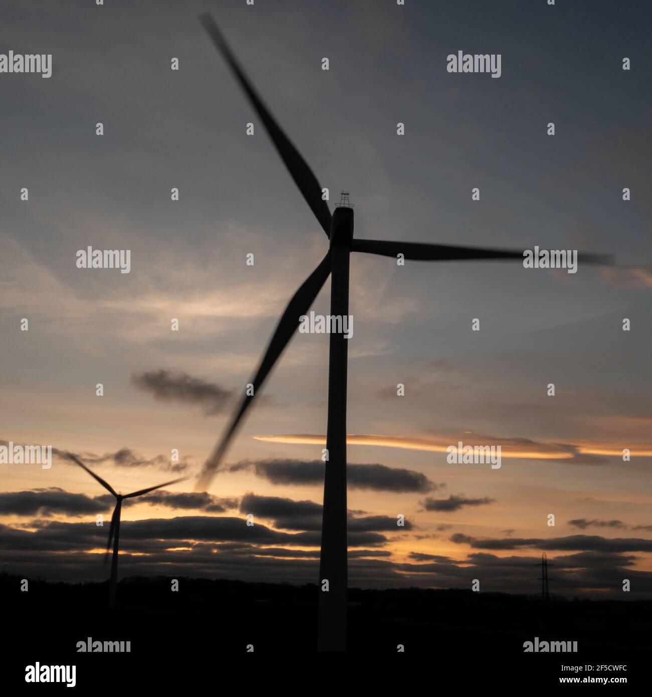 Leeds wind turbine hi-res stock photography and images - Alamy