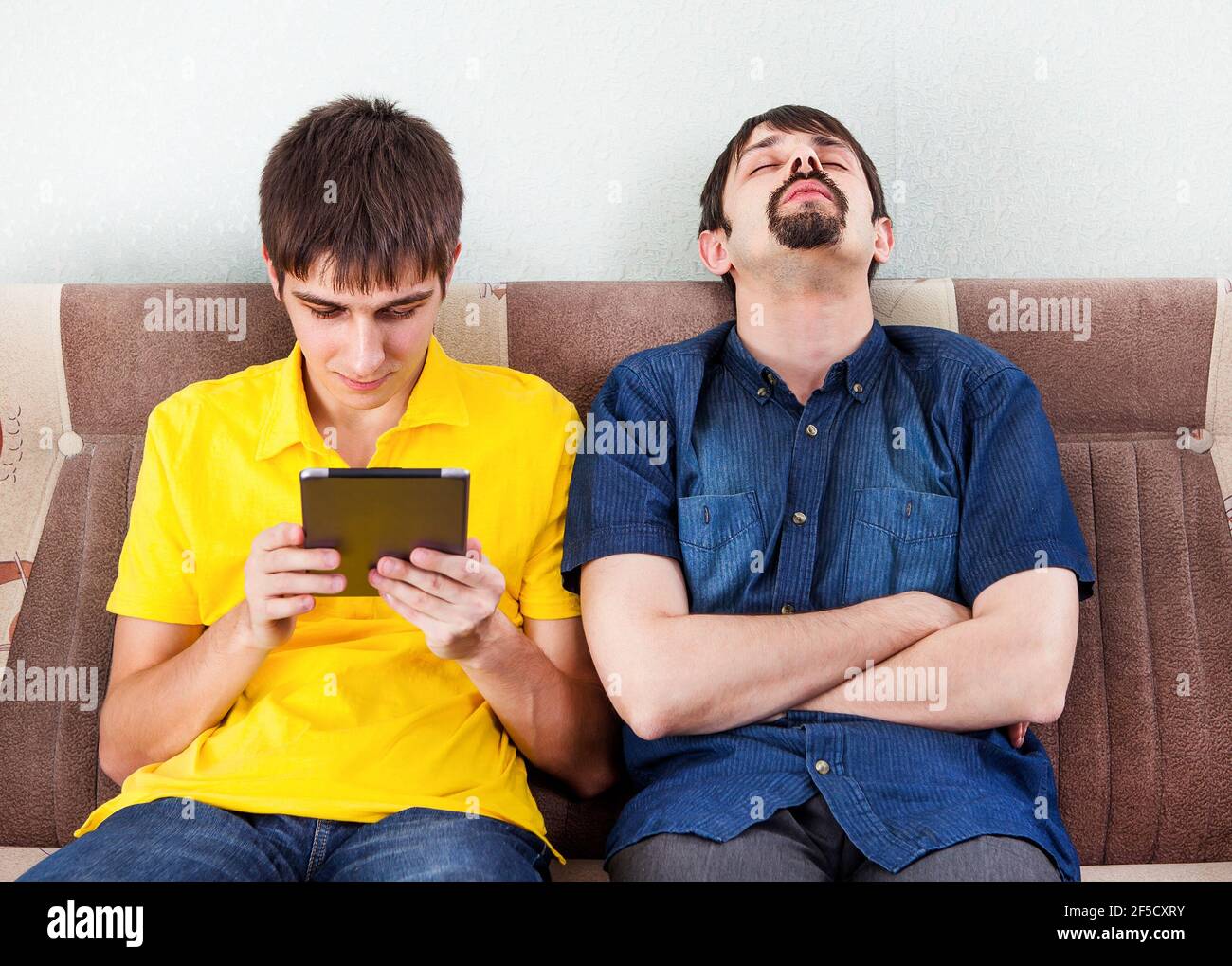 Two guys at computer hi-res stock photography and images - Alamy