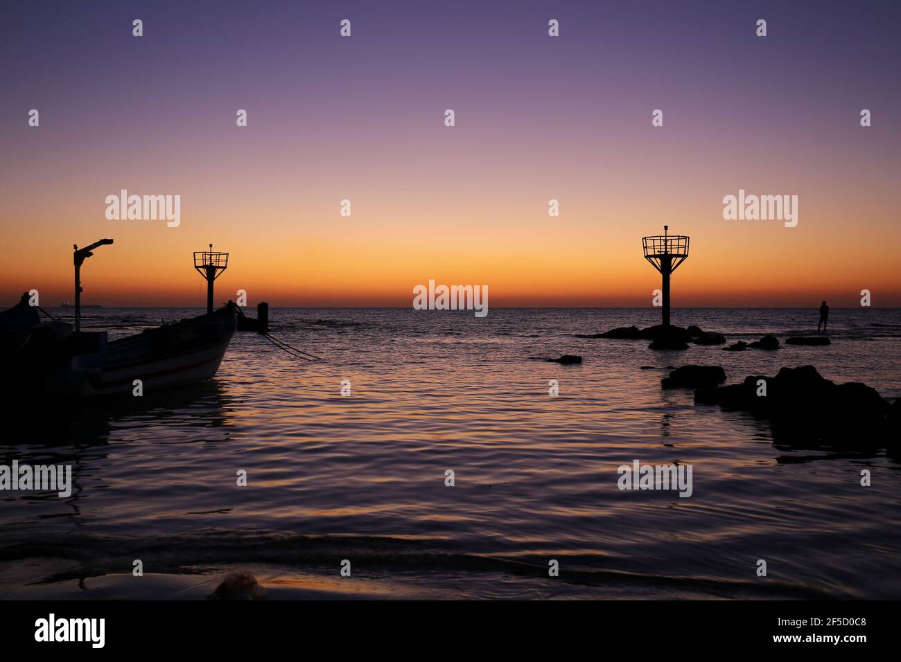 Israeli mediterranean coastal plain hi-res stock photography and images ...